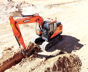 Doosan DX140LC-5 Crawler Excavator: Doosan Infracore Construction Equipment